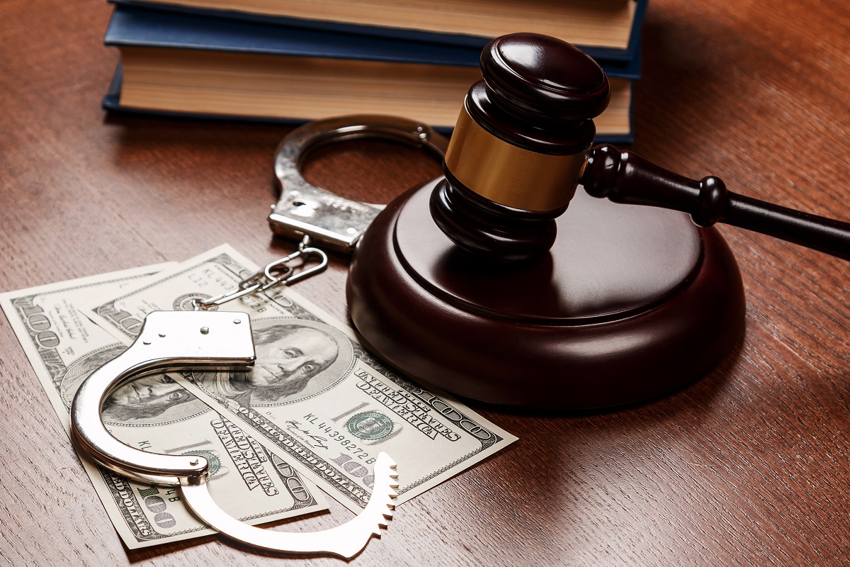 6 Common Reasons For Small Business Lawsuits and How to Avoid Them ...
